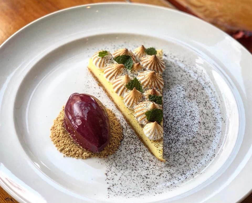 7 Awesome Desserts To Try in Pittsburgh Right Now