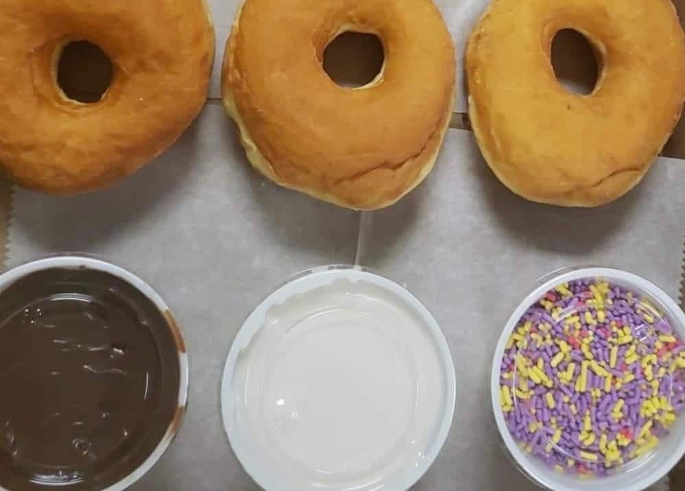 Big Daddys Donuts Selling DIY Donut Kits